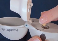 Pharmacie Parent SRL : Home > SPIRIVA + HANDIHALER 18 MCG 30 CAPS